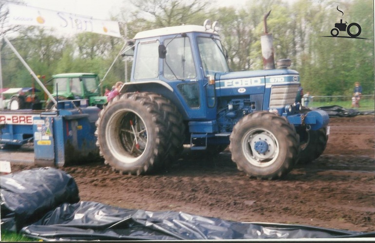 Foto Ford 6710 #1134013