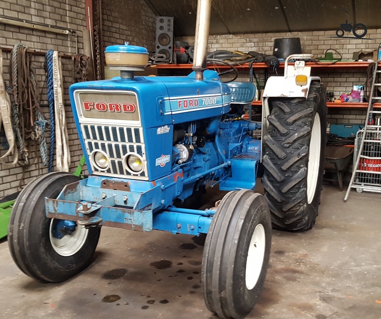 Foto Ford 7000 #1221370