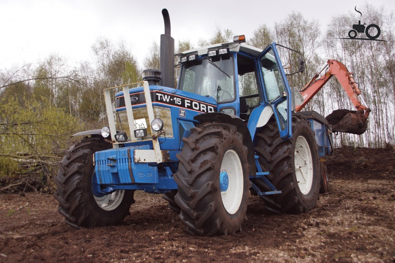 Ford TW 15 - United Kingdom - Tractor picture #1289824