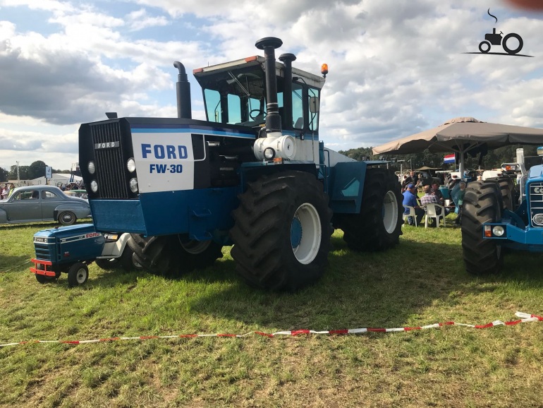 Foto Ford FW 30 #1298932