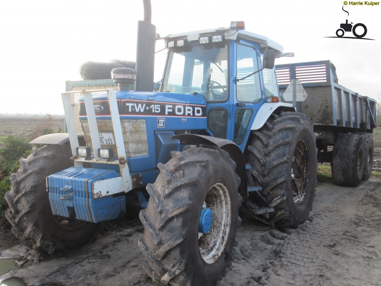 Foto Ford TW 15 #1335934
