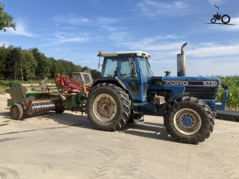 Foto Ford 8730 #1427799