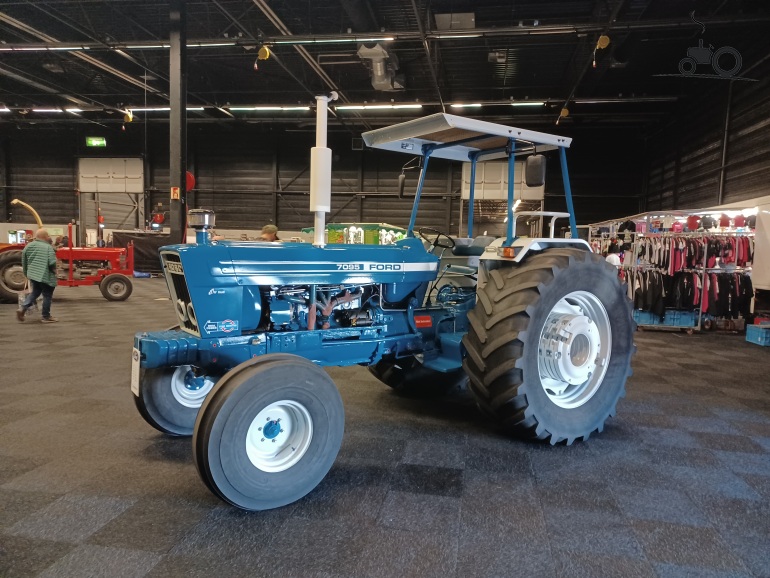 Foto Ford 7095 #1467706