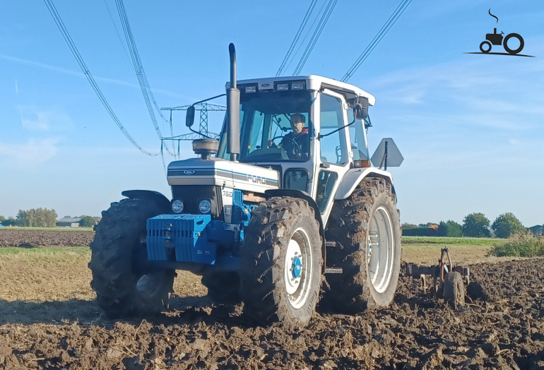 Foto Ford 7810 Silver Jubilee #1493649