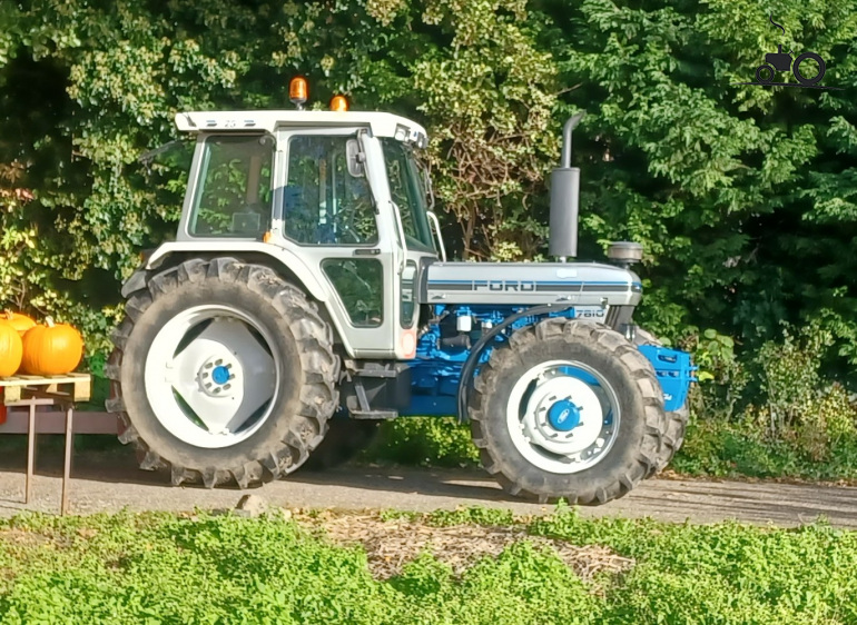 Foto Ford 7810 Silver Jubilee #1495895