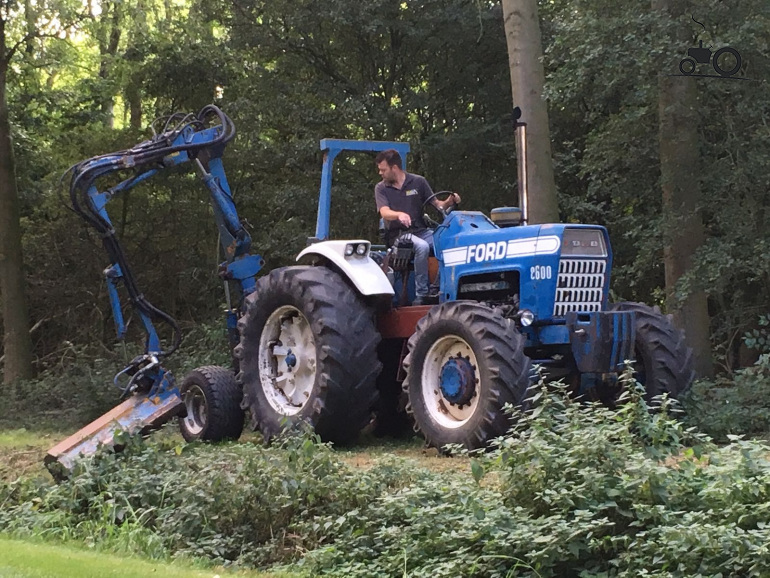 Foto Ford 8600 #1501622