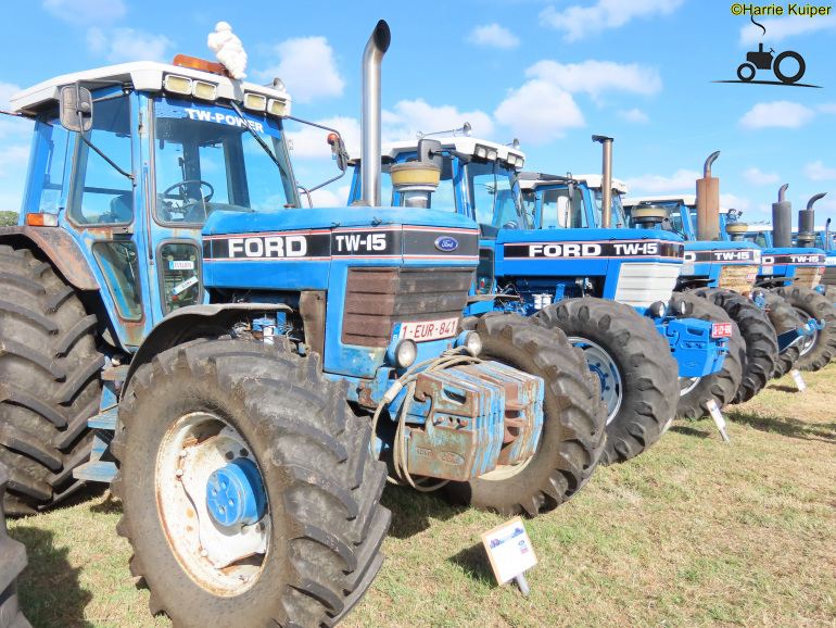 Foto Ford TW 15 #1507241