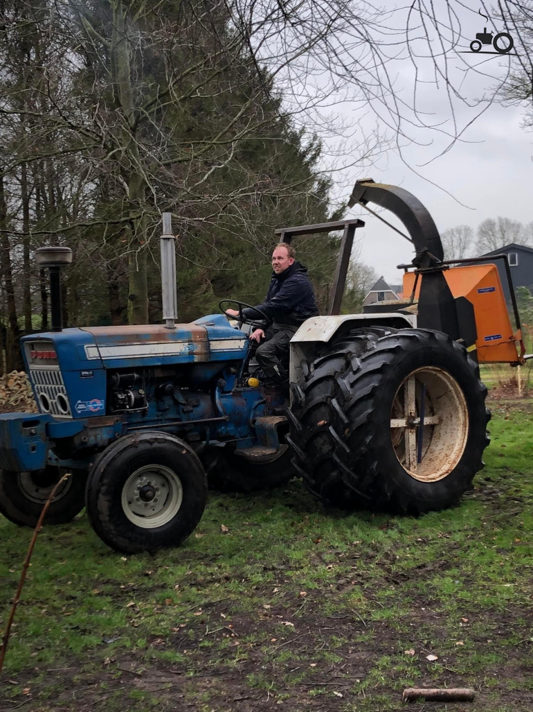 Foto Ford 7000 #1509307