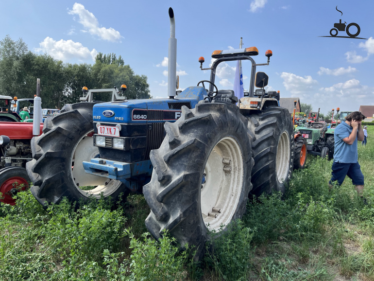Foto Ford 6640 #1631373