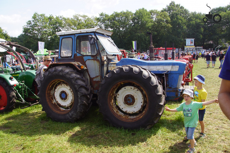 Foto County 1124 #1633392