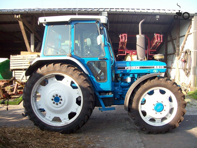 Foto Ford 6810 van Mts. Snippe, Landbouw- en Loonbedrijf