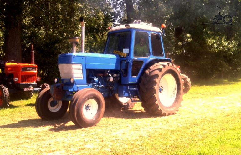 Foto Ford 8210 #674354