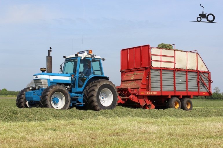 Foto Ford TW 15 #843702