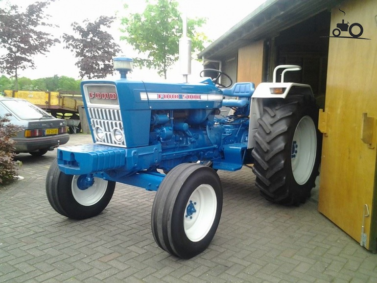 Foto Ford 5000 #889336