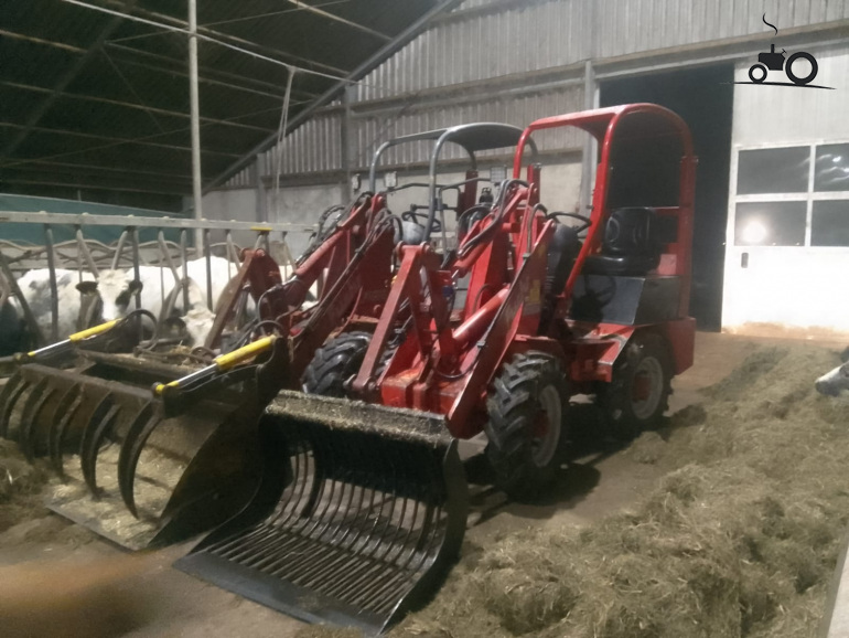 Foto Fuchs Shovel #1500759