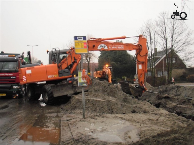 Foto Hitachi Zaxis 160W #325722