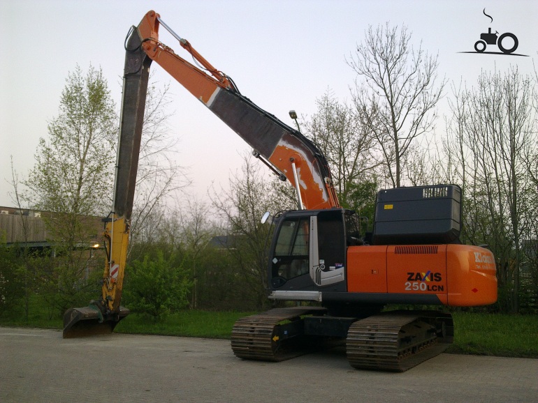 Foto Hitachi Zaxis 250 #483271