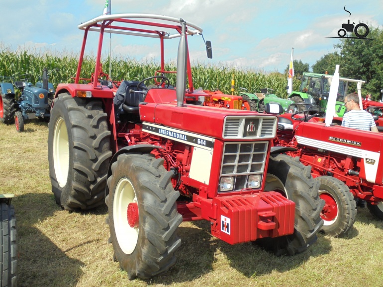 Foto International 644 #1205085