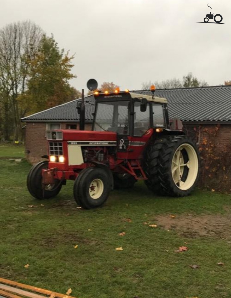 Foto International 1055 #1260314