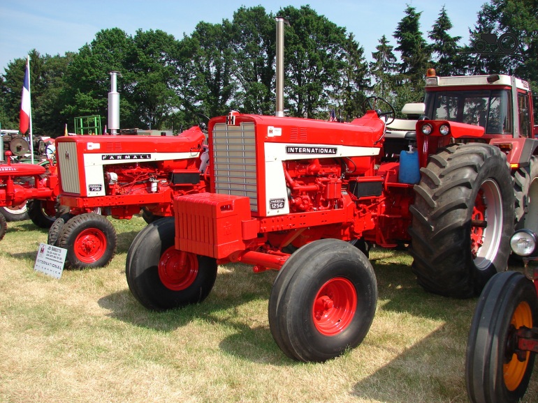 Foto International 1256 #1395458