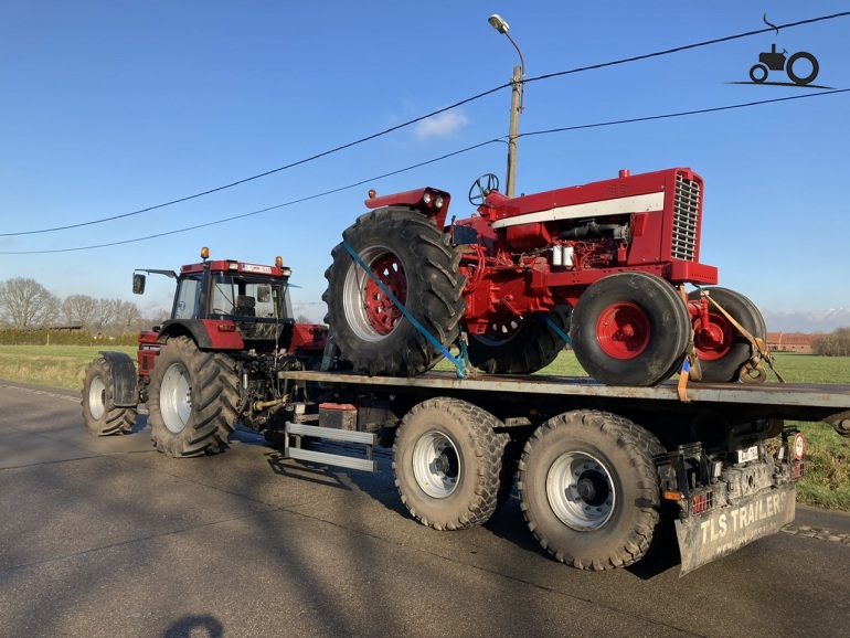 Foto International 1256 #1454841