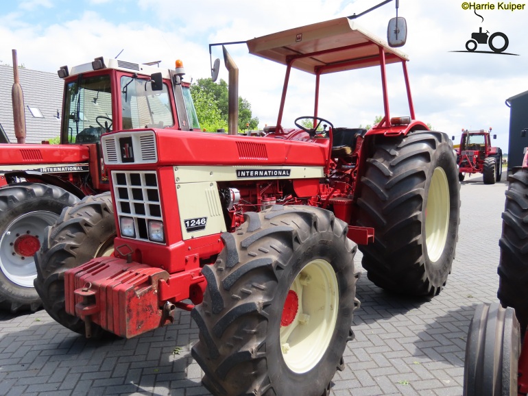 Foto International 1246 #1475091