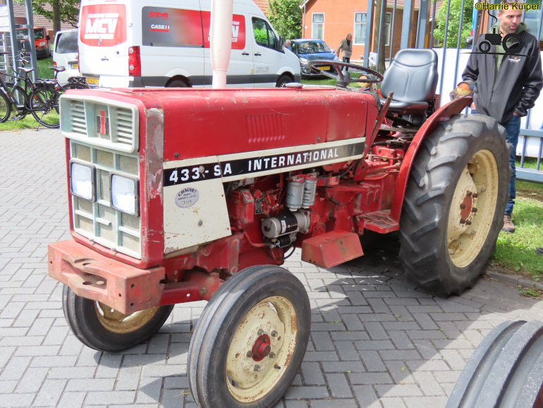 Foto International 433 #1478020