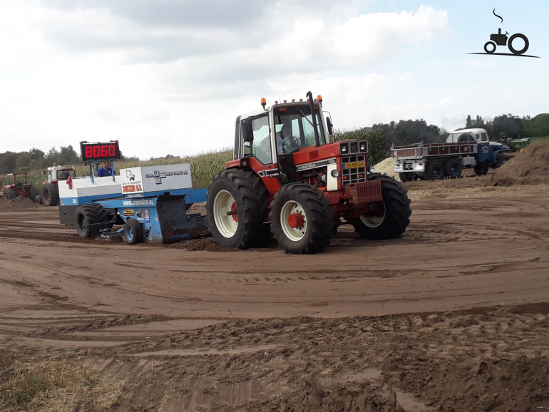 Foto International 1086 #1488081