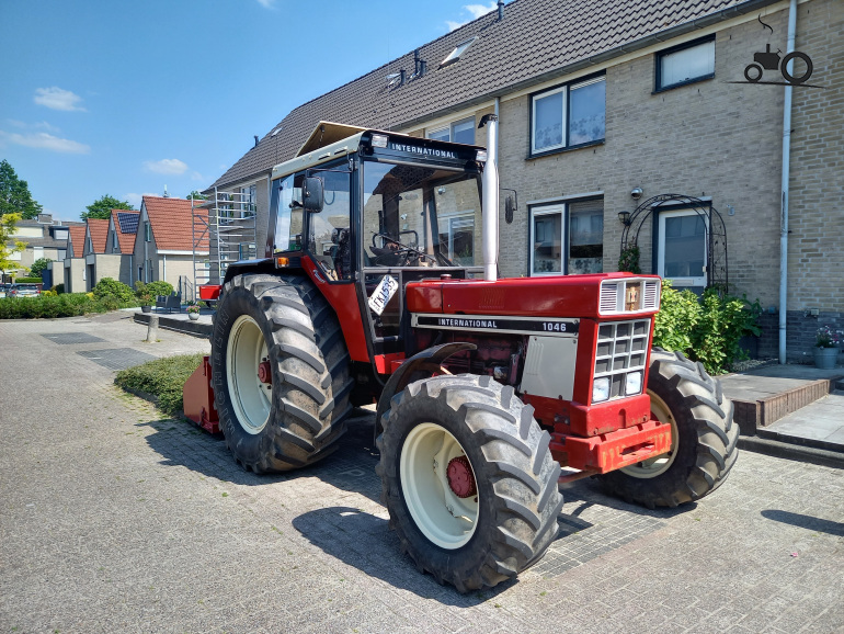 Foto International 1046 #1522670