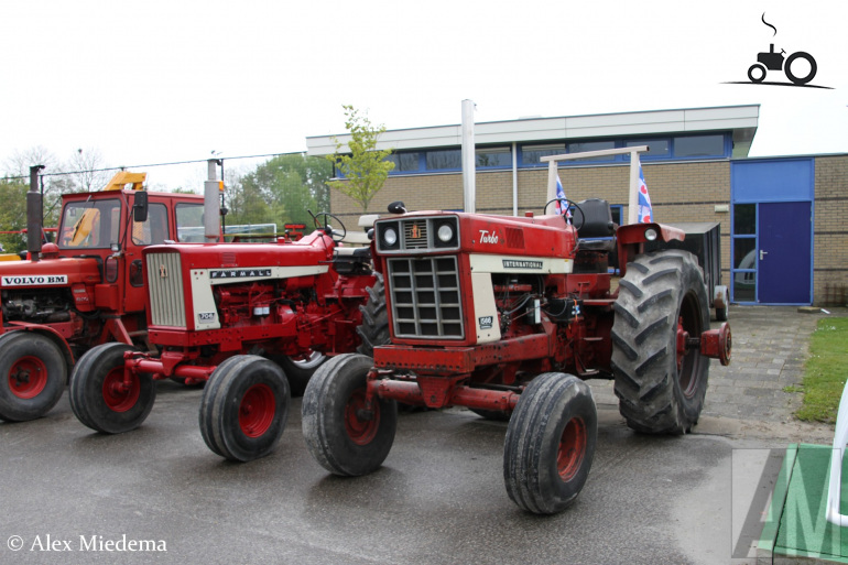 Foto International 1566 #1565320