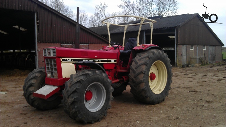 Foto International 1046 #751695