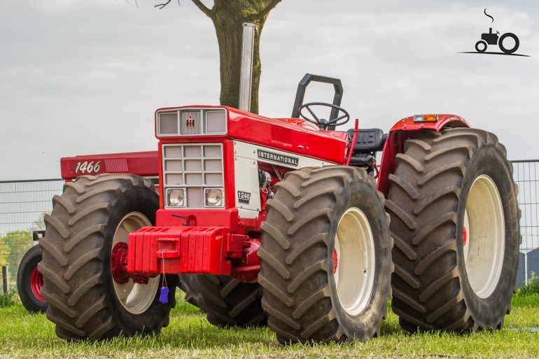 Foto International 1246 #850560