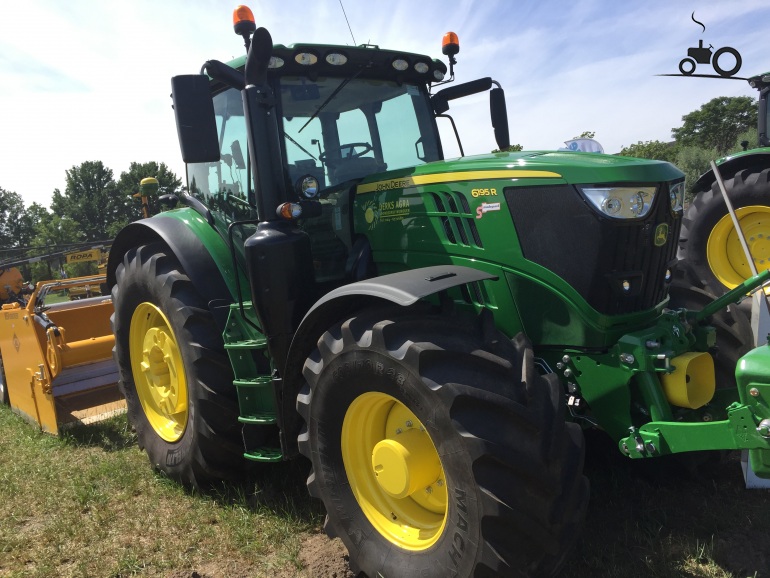 Foto John Deere 6195R #1178127