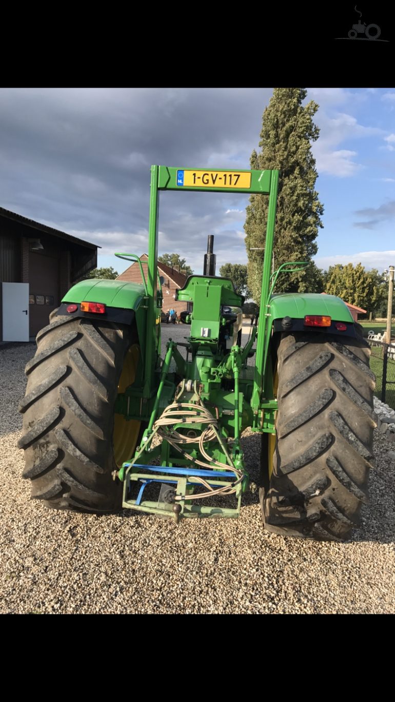 Foto John Deere 3130 #1206876
