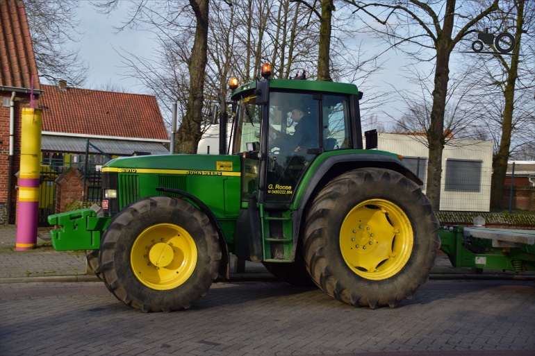 Foto John Deere 6910 #1211349