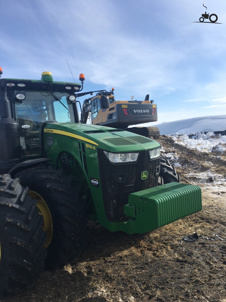Foto John Deere 8320R #1219492