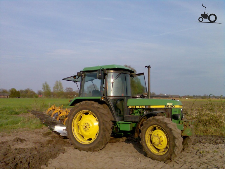Foto John Deere 2650 #121958