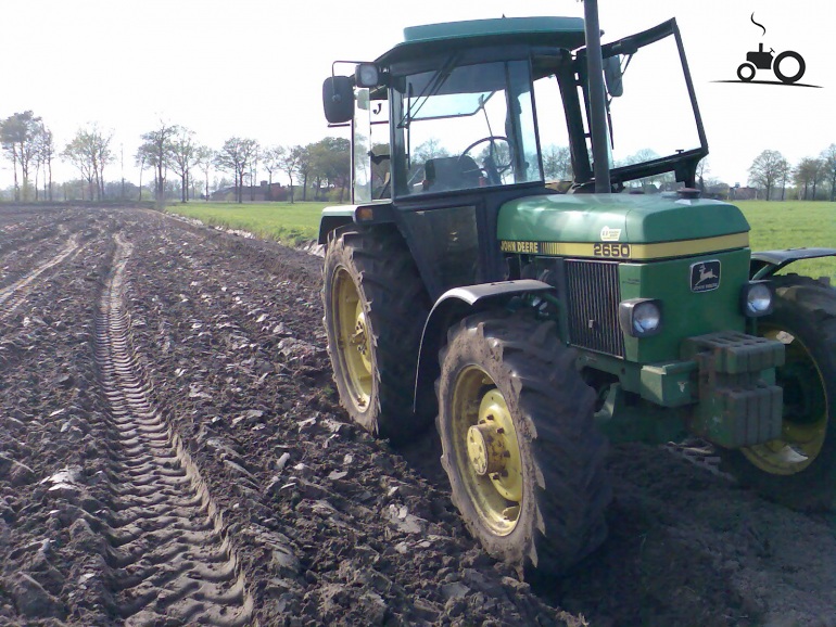 Foto John Deere 2650 #121960