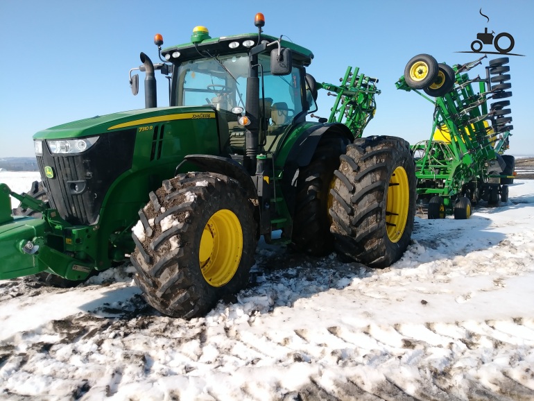 Foto John Deere 7310R #1225852