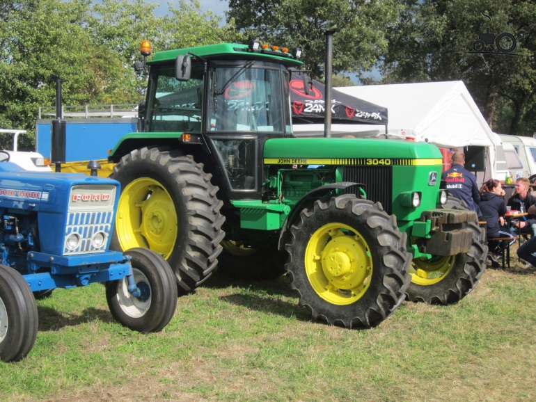 Foto John Deere 3040 #1255408