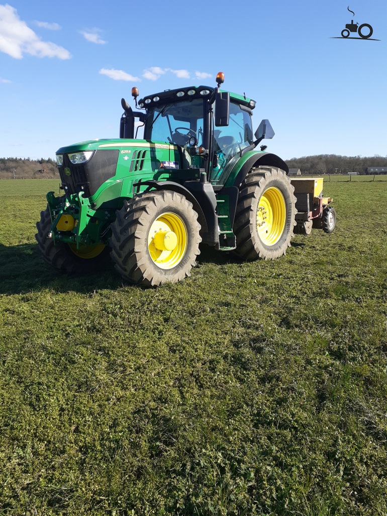 Foto John Deere 6215R #1404087