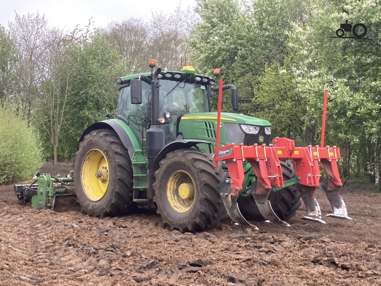 Foto John Deere 6R serie #1414598