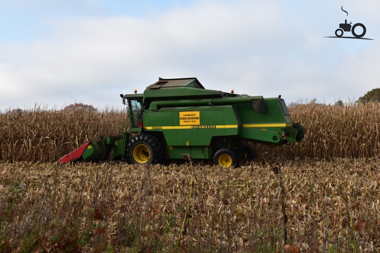 Foto John Deere 2264 #1457558