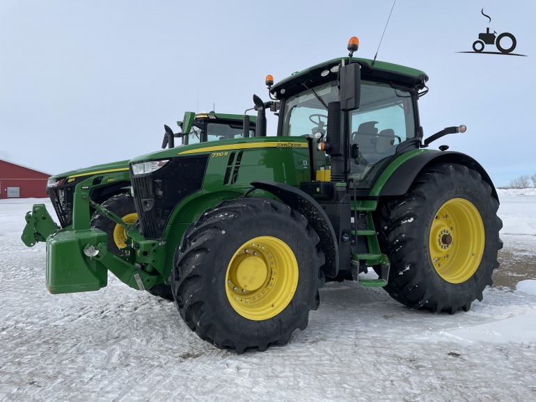 Foto John Deere 7310R #1458321