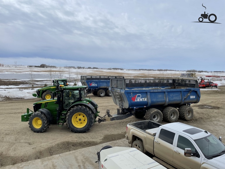 Foto John Deere 7310R #1464071