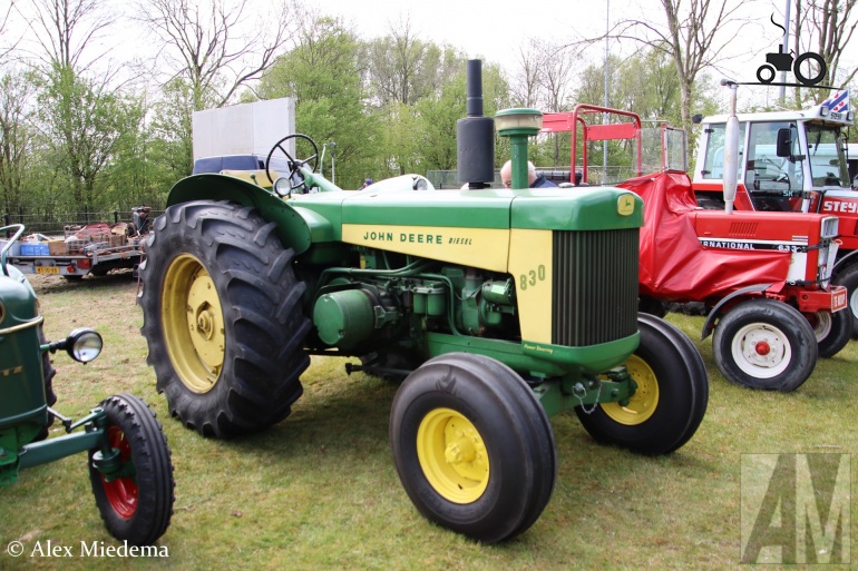 Foto John Deere 830 #1468812