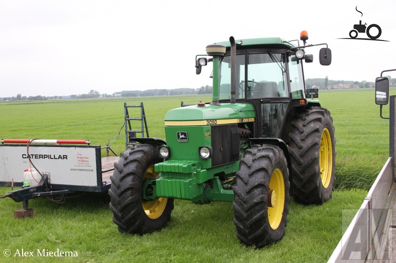 Foto John Deere 3050 #1475761