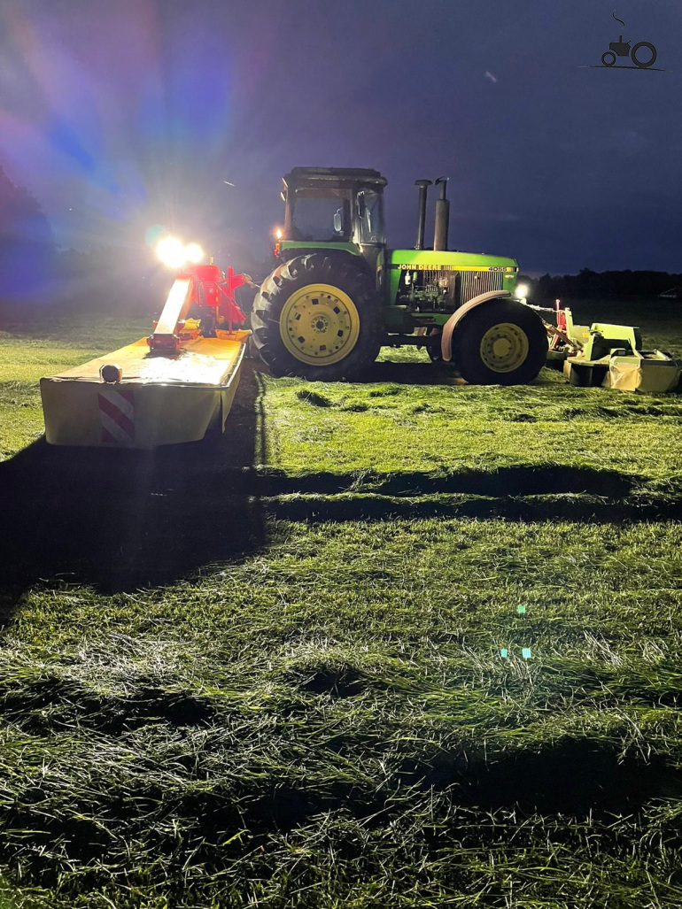 Foto John Deere 4055 #1481427