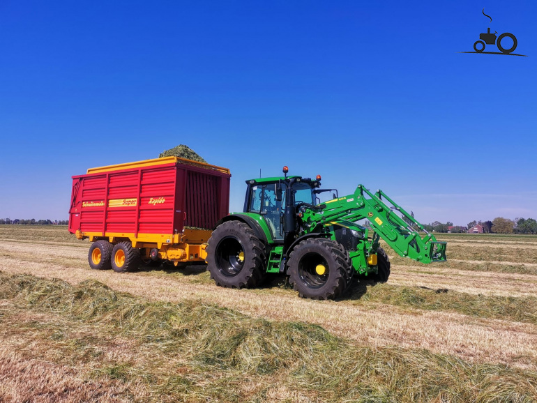 Foto John Deere 6120M #1482541