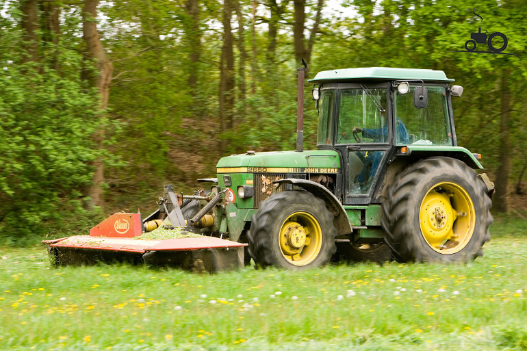 Foto John Deere 2650 #1485728